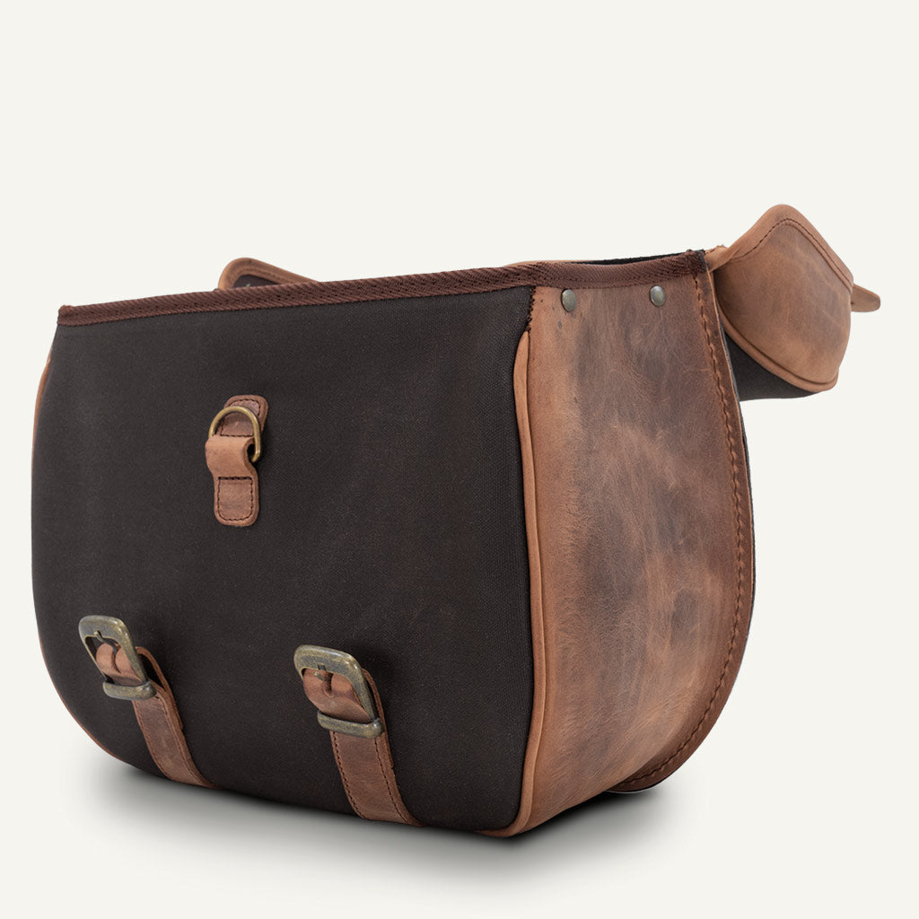 Best Hard-Shelled Pannier for Classic Motorcycles. - LONGRIDE